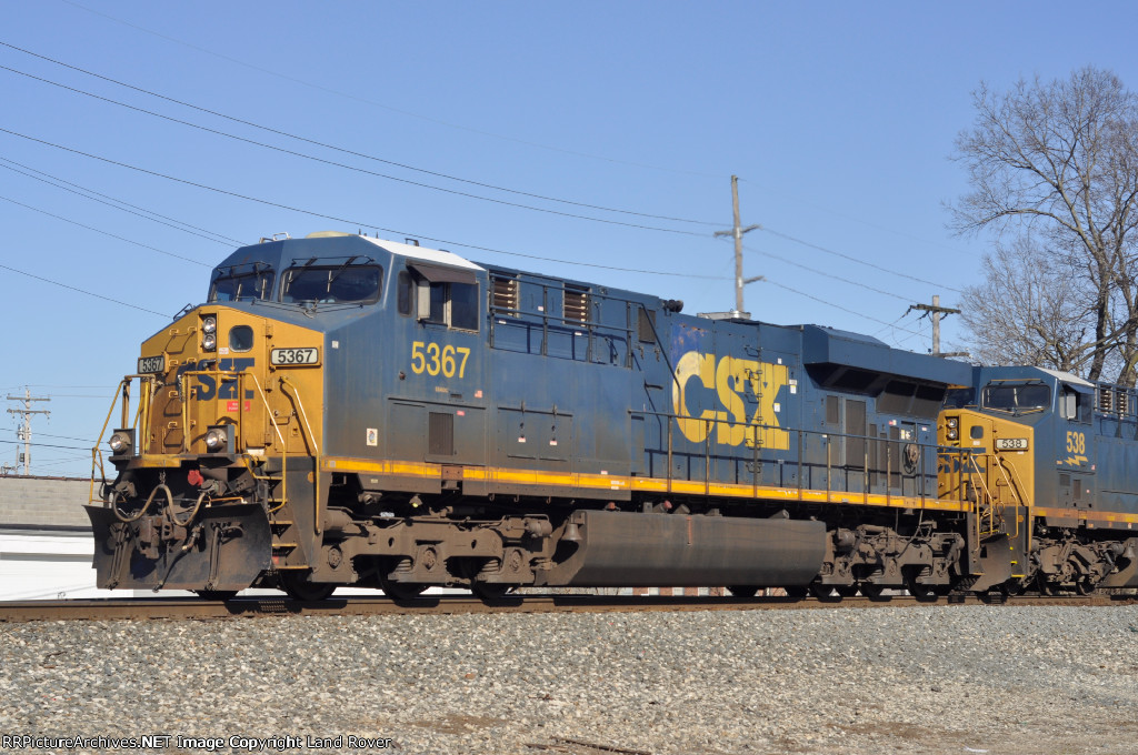 CSXT 5367 East